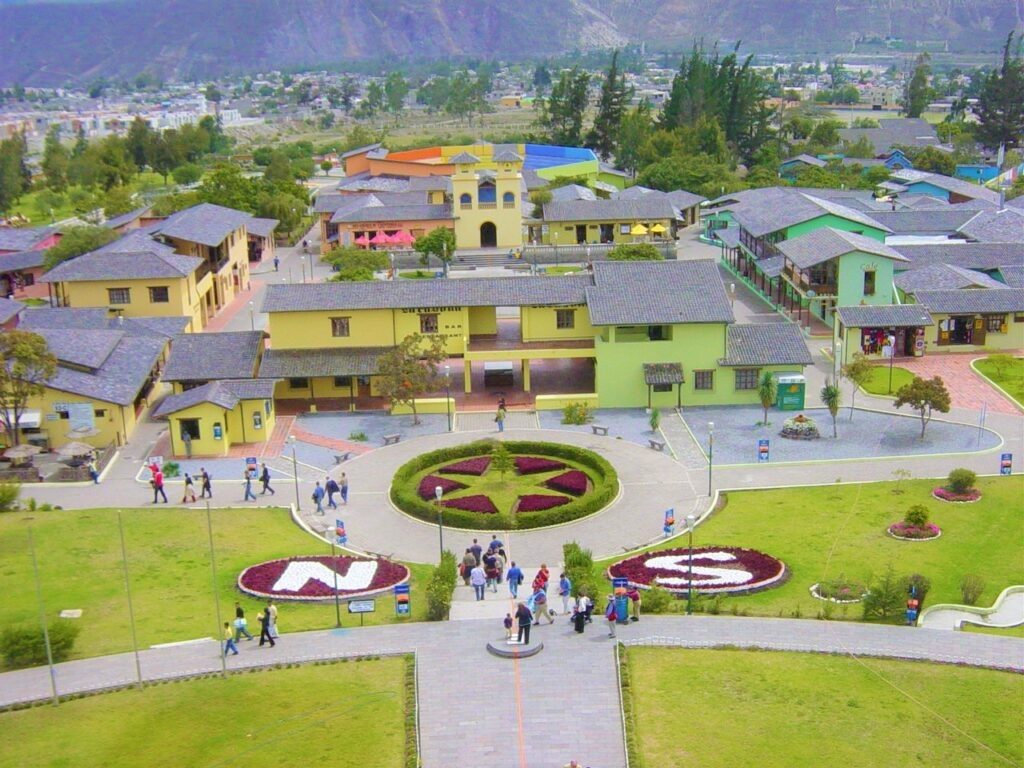 Así es la ciudad ubicada en la mitad del mundo - Ciencias Nacionales